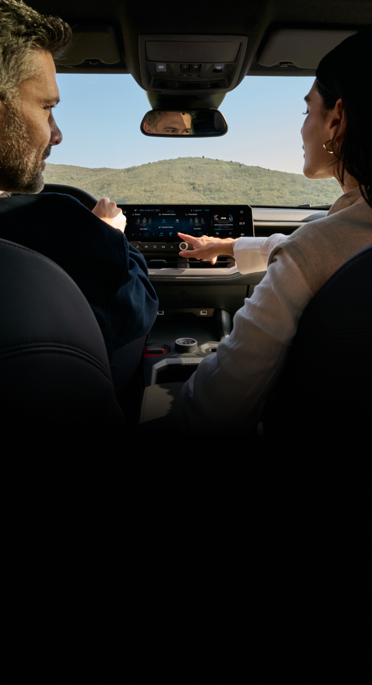 Découvrez les services connectés Jeep® | La conduite intelligente ...